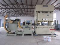 China Low Noise Roll Feeder Machine , Decoiler Machine Metal Coil Die Processing for sale