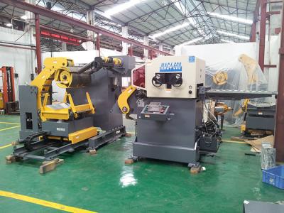 Cina Alimentatore ad alta velocità della perforazione di precisione, timbratura dell'attrezzatura di movimentazione dello strato dell'acciaio inossidabile in vendita
