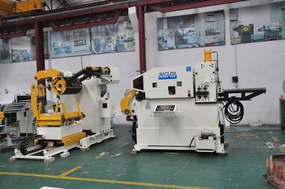 China Roller Feeder Metal Sheet Straightening Machine Material Rack Production for sale