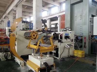 Cina Lamiera sottile che timbra alta velocità automatica di produzione della macchina dell'alimentatore del rotolo in vendita