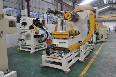 Cina Elaborazione di timbratura automatica d'acciaio di raddrizzamento del metallo a macchina dell'alimentatore dell'aria in vendita