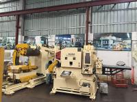 China Roller Roll Bending Nc Servo Roll Feeder Punch Automatic Feeding Machine for sale