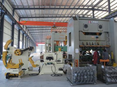 China Durable Steel Coil Straightening Machines High Speed Stamping Automatic Feeding for sale