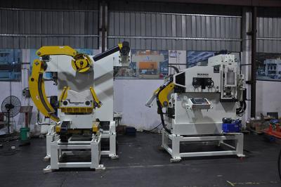 China 2.2 Kw High Speed Feeder Mechanical Equipment / NC Stamping Press Feeder for sale