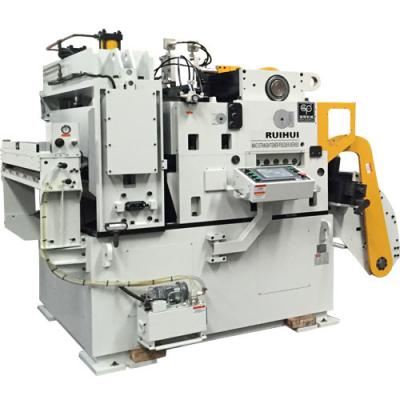 Cina Larghezza automatica 50~600mm, dispositivo d'alimentazione delle azione dell'alimentatore della perforazione di alta efficienza del robot in vendita
