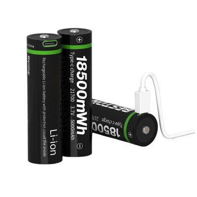 Cina Batteria ricaricabile agli ioni di litio di tipo C 21700 3,6 V 5000 mAh per luce di emergenza e mini ventilatore in vendita