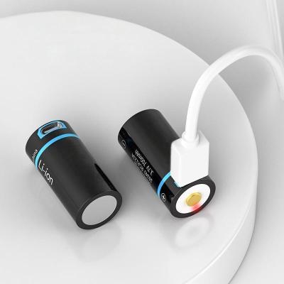 Cina Micro USB Batteria ricaricabile agli ioni di litio 3.6V 700mAh 16340 Batteria agli ioni di litio Cella di allarme Torcia in vendita