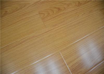 Cina pavimentazione del laminato della quercia DIY di 12mm con la lucidatura, smussatura 2052 di U per il rivestimento per pavimenti impermeabile in vendita
