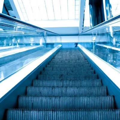China Customizable 20 m Moving Walkway for Airports and Malls for sale