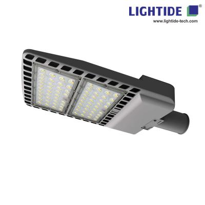 China Slim profile LED Street Lights for Street Lighting 200W， 100-240vac， IP66 for sale