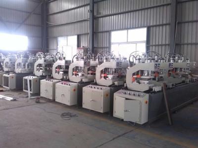China Four-Head Seamless PVC Window Welding Machine for sale