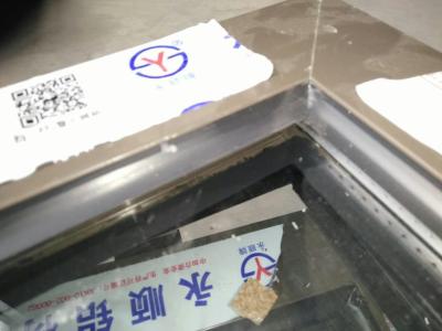 Китай Автоматическая машина для уплотнения окна, Автоматическая машина для уплотнения окна, Робот для уплотнения окна продается