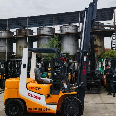 Cina 3000 kg motore diesel carrello elevatore 3 tonnellate in Giappone Originale Komatsu TCM Toyota FD30 FD30T6 in vendita