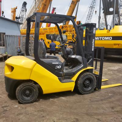 Cina Forklift Komatsu FD30 da 3 tonnellate FD25 FD50 1,5 tonnellate 2,5 tonnellate 3 tonnellate 5 tonnellate Forklift giapponese usato in vendita