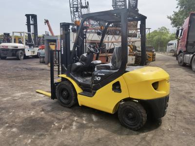 Cina Fonte di alimentazione manuale 3 tonnellate Komatsu FD30 carrello elevatore per operazioni fluide in magazzino in vendita