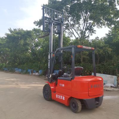 Cina Camion elevatore a motore alternato HELI 3 tonnellate CPD30 1t 2t 3 tonnellate per lavori di costruzione in vendita