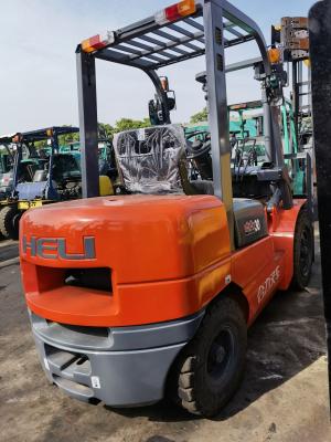 Cina HELI CPCD30 CPCD50 2.5 T 3 T 5 T 4 M 4.5 M carrello elevatore diesel per officine di riparazione di macchine in vendita