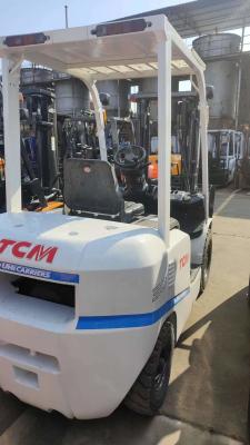 Cina TCM FD25T3C sollevamento diesel 2.5 tonnellate carrello di seconda mano a Shanghai con motore diesel in vendita