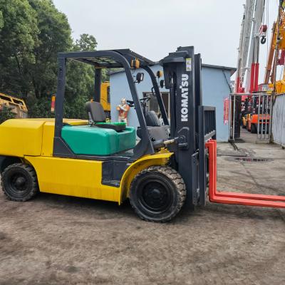 Cina Fonte di alimentazione manuale Komatsu FD50 carrello elevatore con tecnologia di sollevamento giapponese originale in vendita