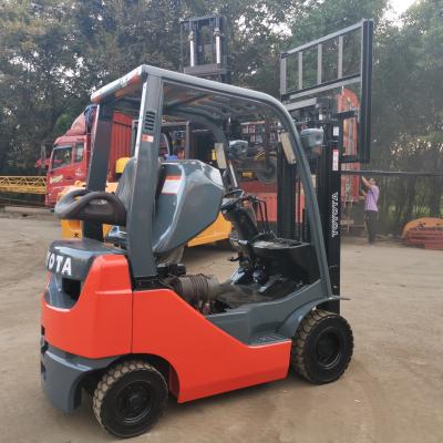Cina Camion a forchetta a benzina 2 T 2.5T 3.0T 3.5T con Nissan ISUZU Mitsubishi giapponese in vendita