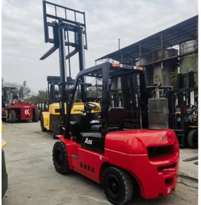 Cina Perfetto stato Hangzhou A30 3 tonnellate mini carrello elevatore diesel per piccole imprese in vendita