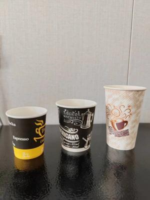 Cina Alta velocità 65-85 pcs/min Disposable Paper Cup Making Machine per tazze da caffè da 3-16 oz in Pakistan in vendita