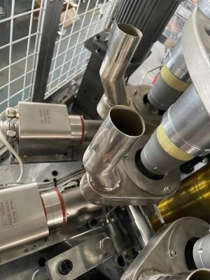 中国 2-16オンス紙コーヒーカップを作るための 90-100pcs/Min自動紙折りたたみ機械 販売のため