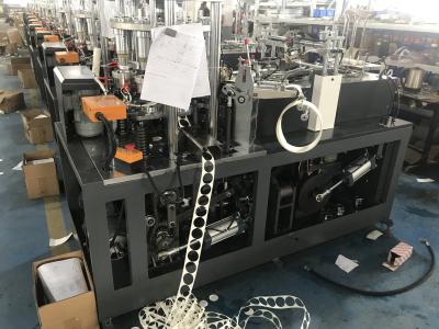 Cina 2130mm*1350mm*1900mm Alta velocità 3-16oz Disposable Paper Cup Making Machine in vendita