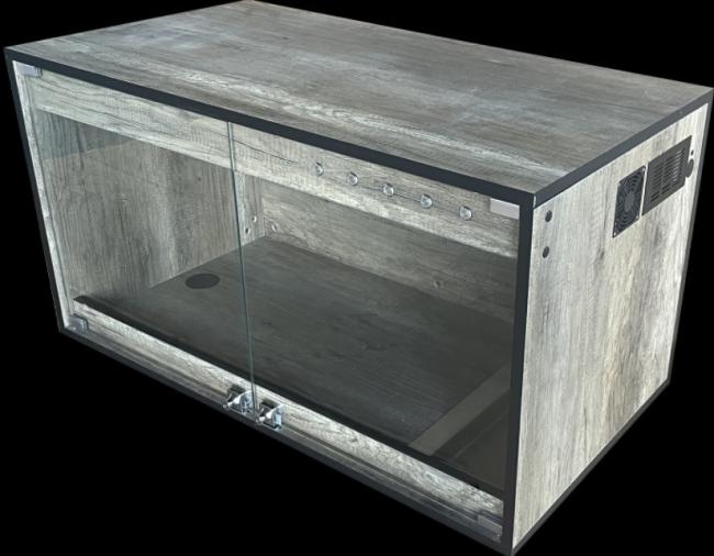 CSPC-100-50-50 Wooden Vivarium showing drainage interface and lamp features