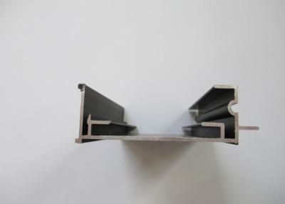 China La puerta deslizante de aluminio acabada molino perfila muestras libres del grueso de 1.5m m en venta