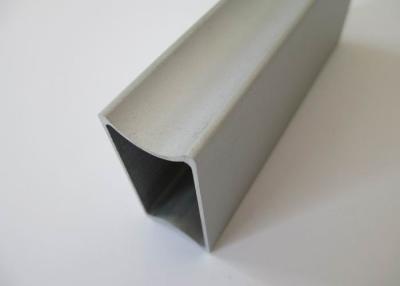 China Het decoratieve Witte Leuning uitgedreven de vormenpoeder van de aluminiumvoorraad bedekte 6000 Reeksen met een laag Te koop