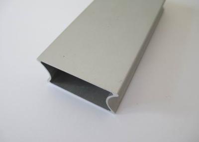 China Het decoratieve Witte Leuning uitgedreven de vormenpoeder van de aluminiumvoorraad bedekte 6000 Reeksen met een laag Te koop