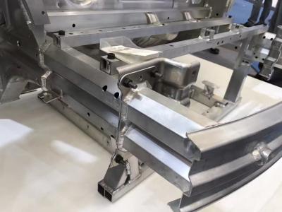 Cina 6063 pezzi meccanici di CNC dell'alluminio della saldatura T5 per la struttura degli strumenti/automobili di traffico in vendita