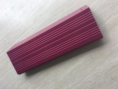 Cina Il rosa ha anodizzato i profili di alluminio standard dell'estrusione con la perforazione e la spillatura di CNC in vendita