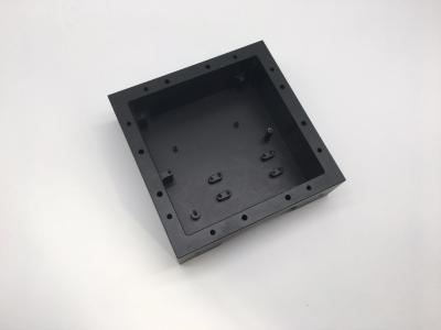 China Schwarzes anodisierte 4 teil-Einschließungs-Quadrat-Teile Achse CNC Bearbeitungs zu verkaufen