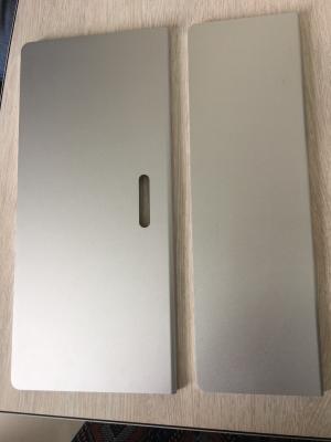 China Piezas que trabajan a máquina anodizadas arruinadas arena de plata del CNC para los productos de la pantalla de OLED en venta
