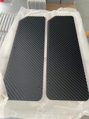 China Op maat gemaakte zwarte geanodiseerde aluminium koelplaat voor energieopslagdoos Te koop