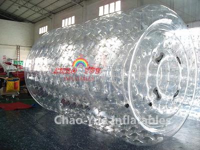 China Commercial Grade Transparent 0.8mm PVC Inflatable Water Roller Ball for swimming pool for sale
