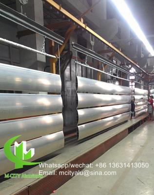 Cina Feritoie di alluminio architettoniche del profilo di PVDF, forma ovale di alluminio dei pannelli Louvered delle alette del profilo in vendita