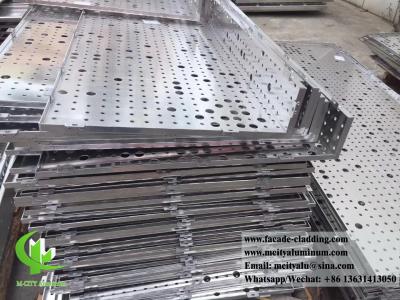 Cina Strato di alluminio perforato su ordine per il rivestimento all'aperto della facciata in vendita