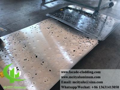 Cina Il laser di CNC ha tagliato gli strati esteriori del rivestimento dello strato di alluminio che costruiscono i pannelli di rivestimento in vendita