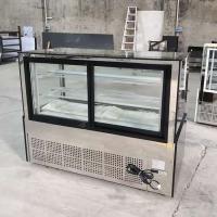China 860W 3 Tier 5ft Rectangular Bakery Display Fridge With Wheels for sale