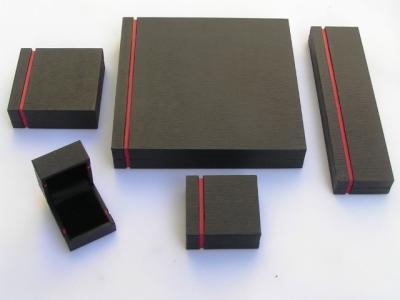 China Paper Jewelry Packing Box With Black Pad for sale