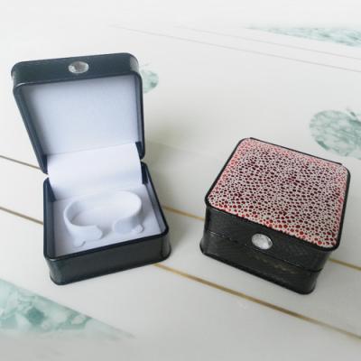 China watch boxes/leather watch boxes/leather watch case/watch box for sale