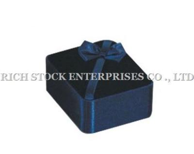 China velvet Pendant Box,velvet boxes for sale