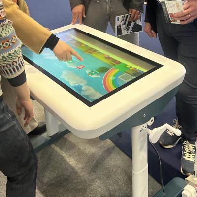 China Android System Smart Interactive Game Table 32inch Touch Screen Master Series for sale