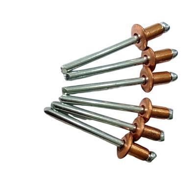 Cina Rivetti di ottone resistenti alla corrosione per molteplici applicazioni Lunghezza 3-35 mm in vendita