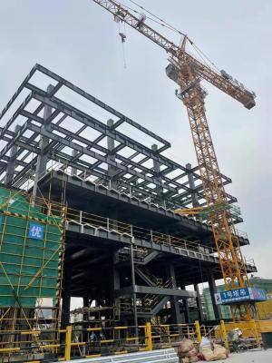 China Veelvoudige Vloer Geprefabriceerde Staalgebouwen Gegalvaniseerde Oppervlaktebehandeling Gr50 Te koop