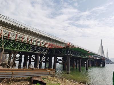 Cina La struttura del ponte del fascio rotolata trave d'acciaio ha saldato il segnale galvanizzato immerso caldo in vendita