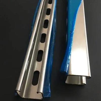 China 304 316 Brushed Stainless Steel C Channel Trim 2